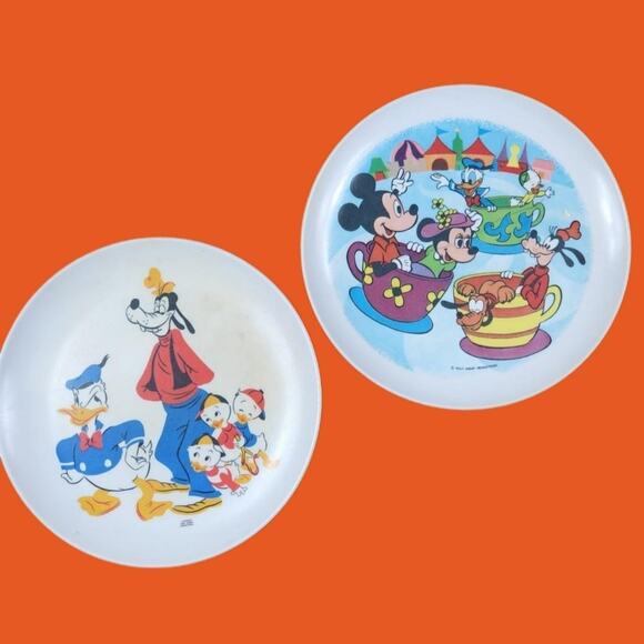Disney | Dining | Vintage Disney Plates Goofy Minnie Mouse Mickey Mouse ...